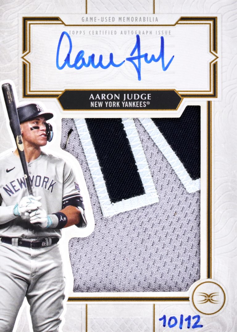 First Buzz: 2025 Topps Definitive Collection baseball cards / Blowout Buzz